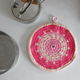 Mosaic Trivet Crochet by Emma Munn in Sirdar Happy Cotton, Ricorumi ...